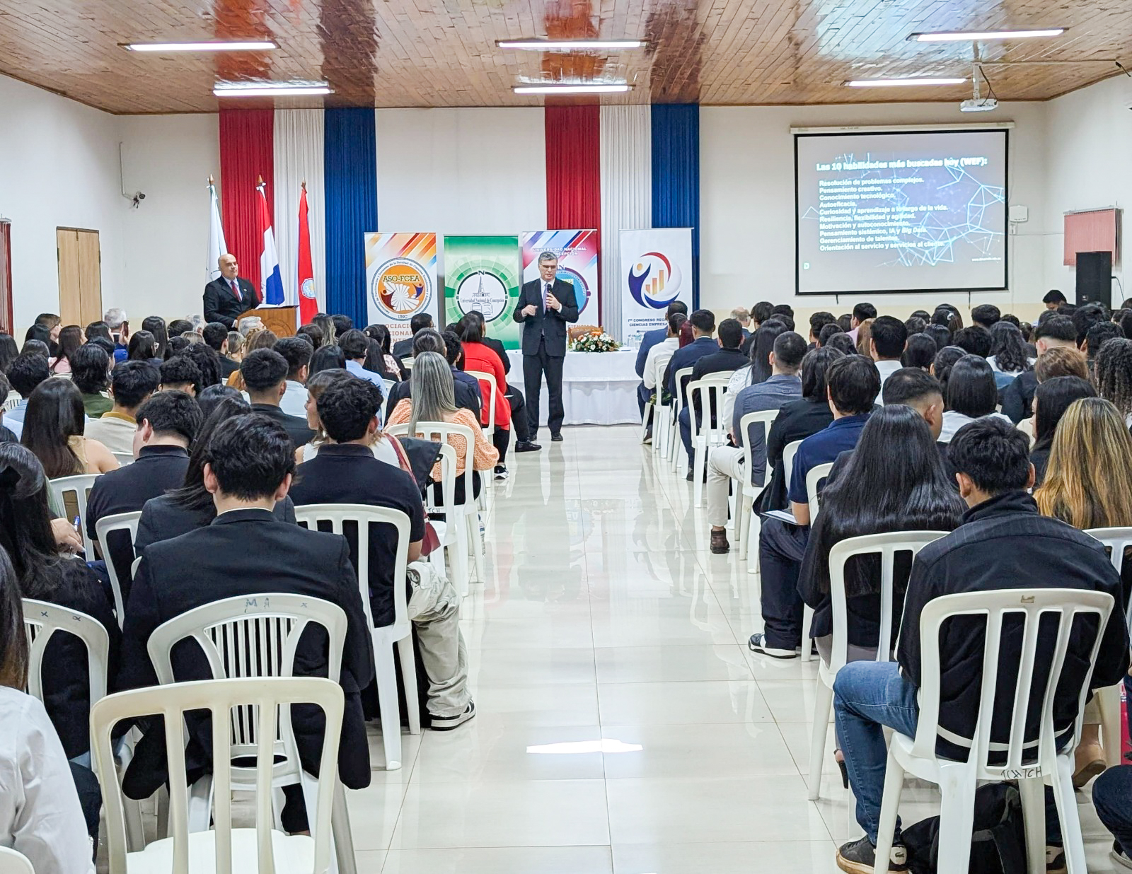 abril 2025 – FCEA – UNC